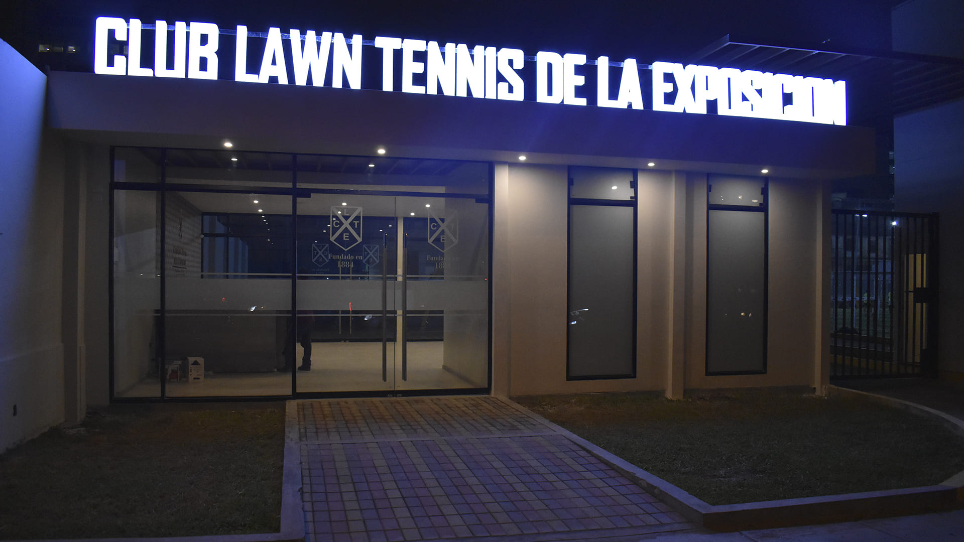 Club Lawn Tennis